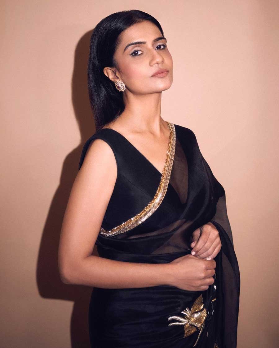 Amruta Subhash Wiki : Biography (2024) Family, Career