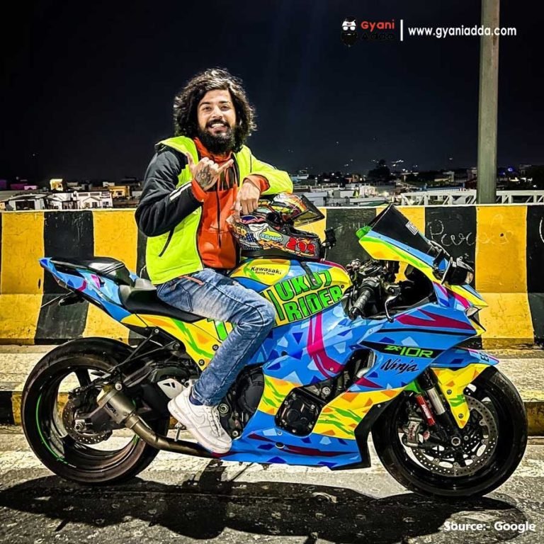 The UK07 Rider Biography, Wiki & Car Collection, Gf & Income